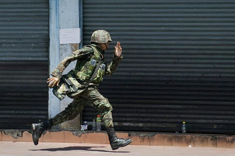 ИГУ - Новости - Конкурс ИГУ на лучший эскиз шеврона, знамени, погон